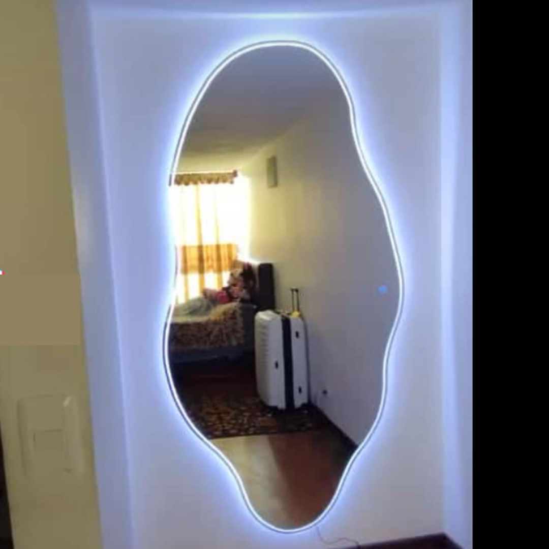Espejo abstracto con luz led – Vitrohome